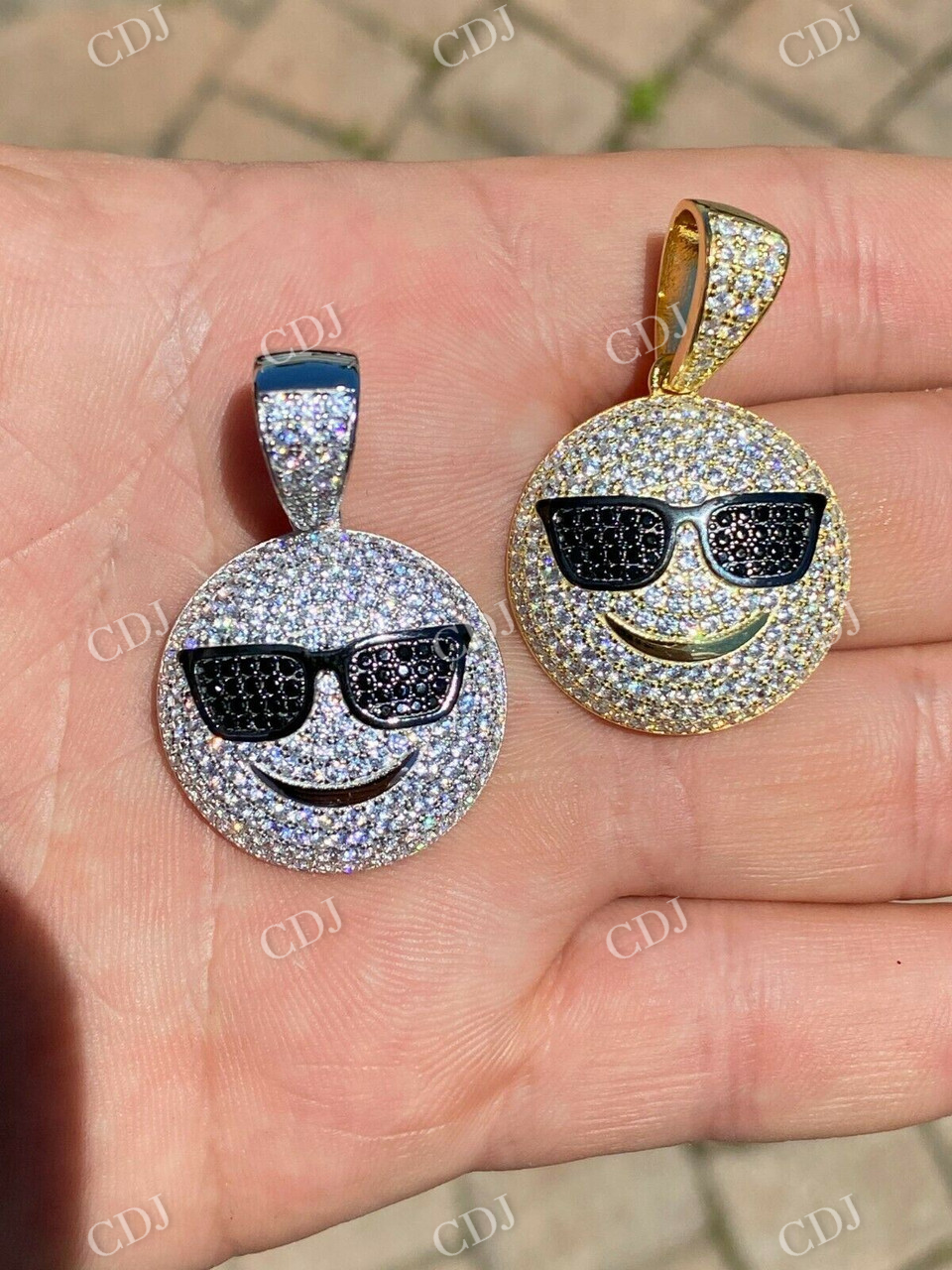 14k Gold Cool Smiley Emoji Iced Pendant – customdiamjewel