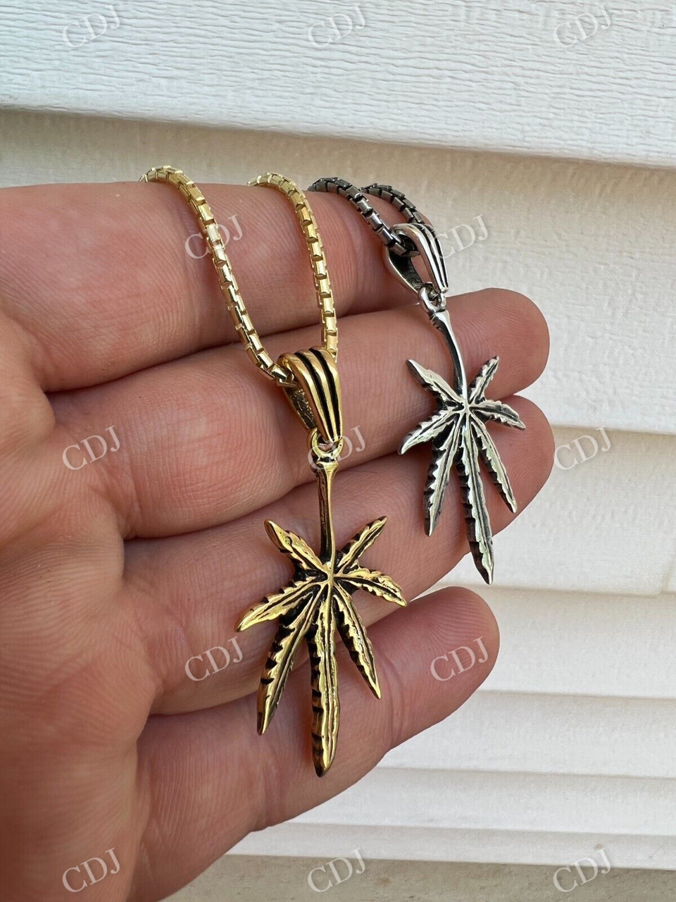 925 Sterling Silver Marijuana Leaf Pendant - Shop Now – customdiamjewel